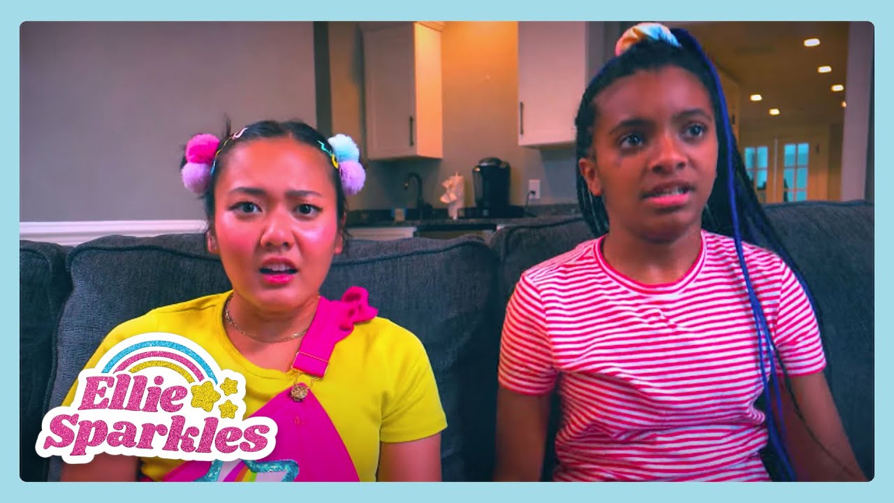 Ellie Sparkles watches a Scary Movie! | Ellie Sparkles | Wildbrain ...