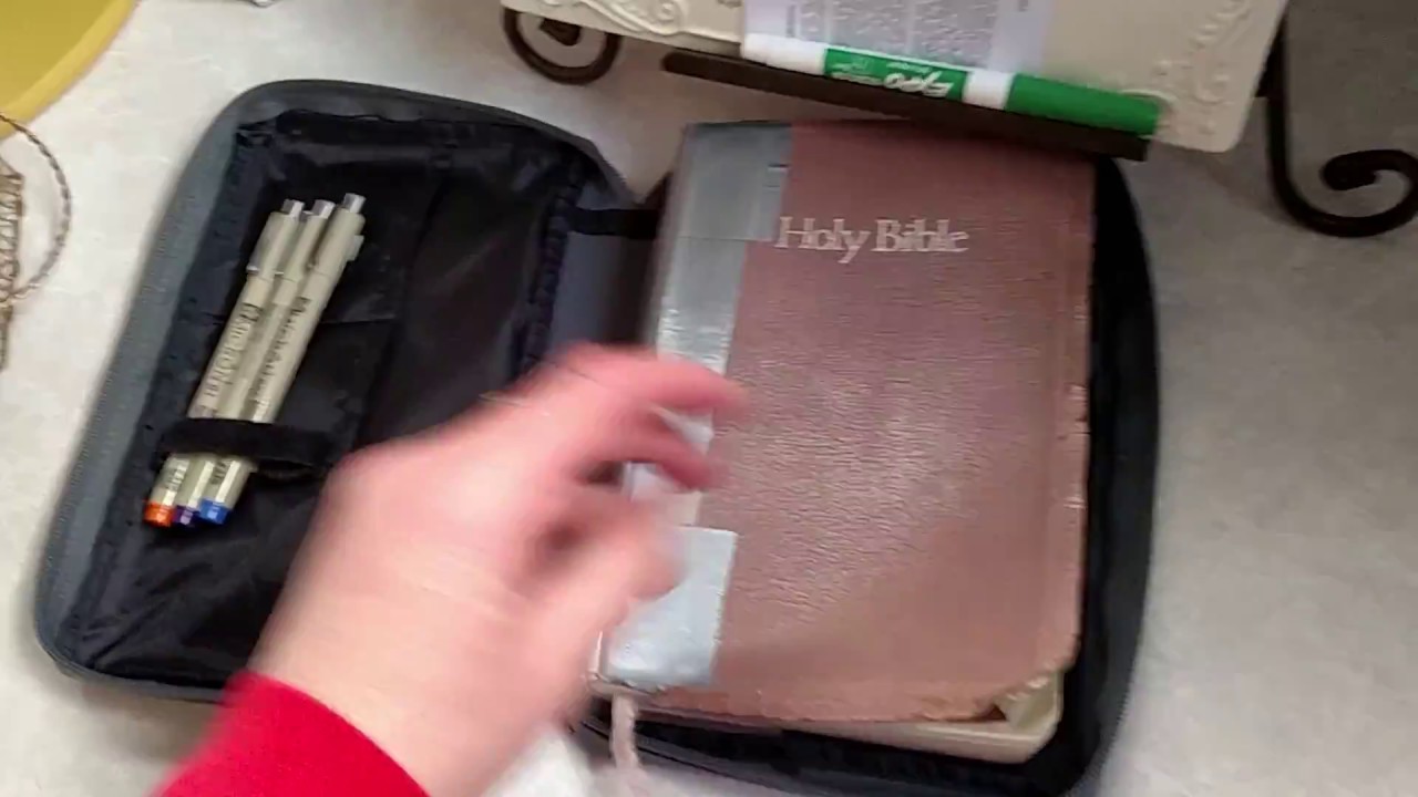 See inside my Bible & finding the right Bible supplies - YouTube