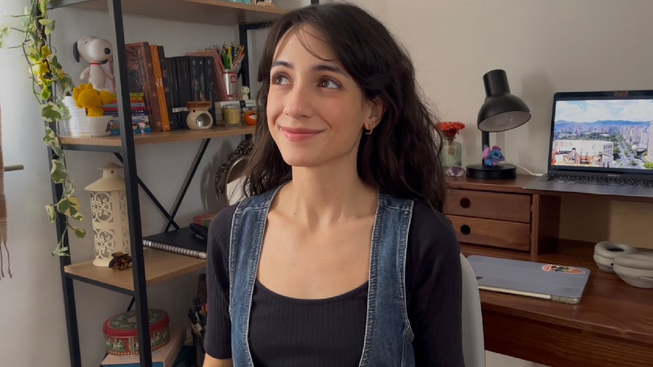 Not finishing the artwork I was supposed to Studio Vlog - YouTube