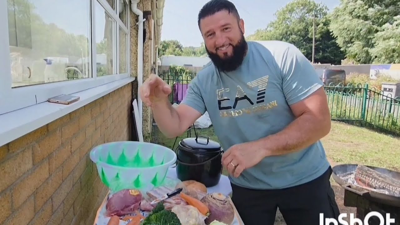 Breakfast, dinner and dessert on a campfire, an introducing the traveller kebab #motivation ...