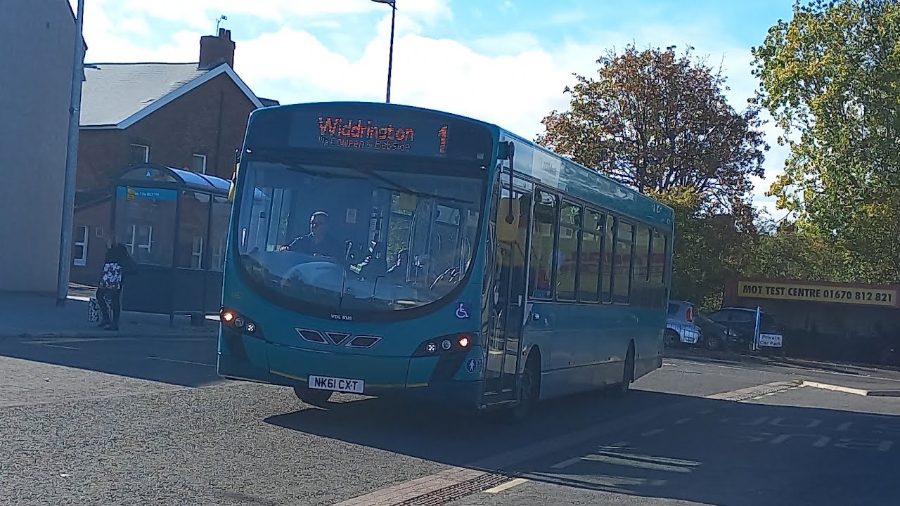 buses at Ashington again (15 10 2022) - YouTube