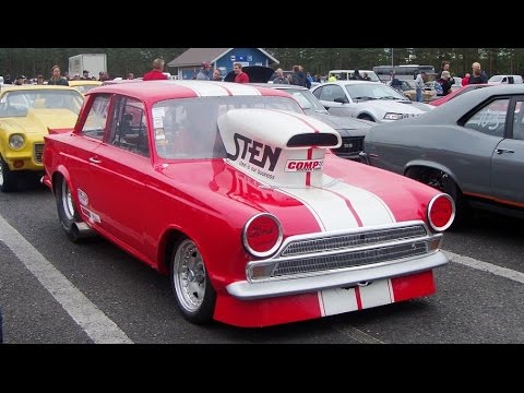 WEIRDEST Big Block V8 Sound Ever?! - 1965 Ford Cortina Drag Car - YouTube