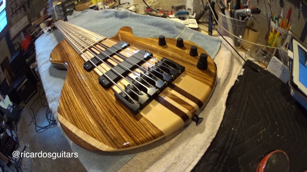 Bassquez 6 string custom bass - YouTube
