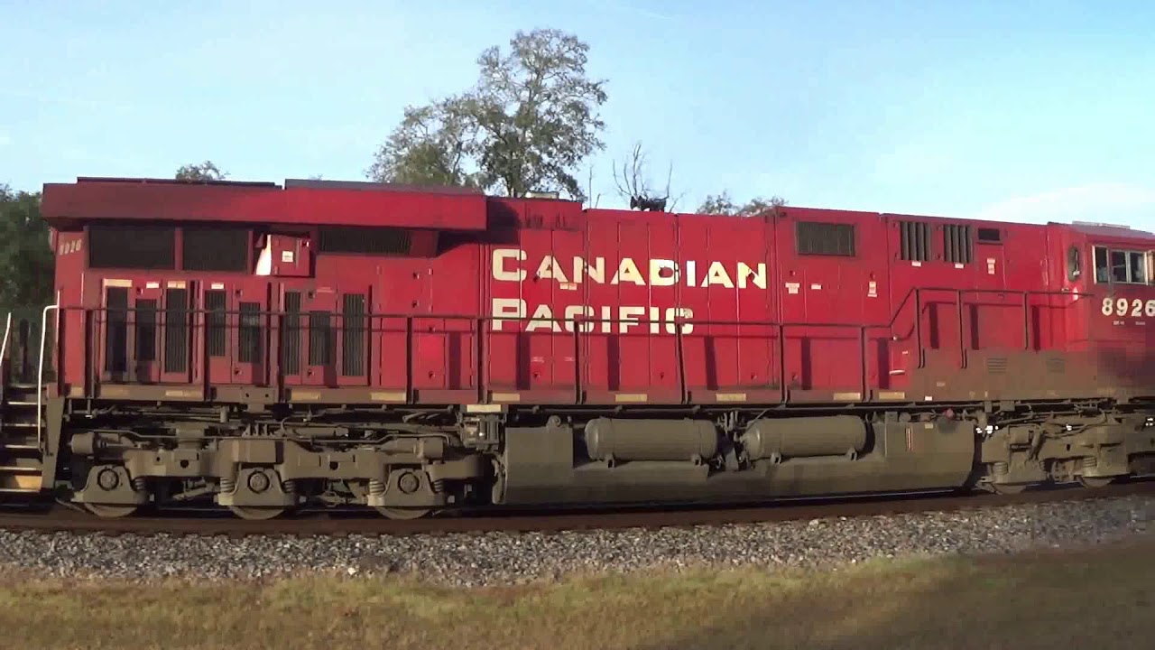 Folkston, GA. Canadian Pacific Power on CSX K814-13 and Q237-15 - A750 ...
