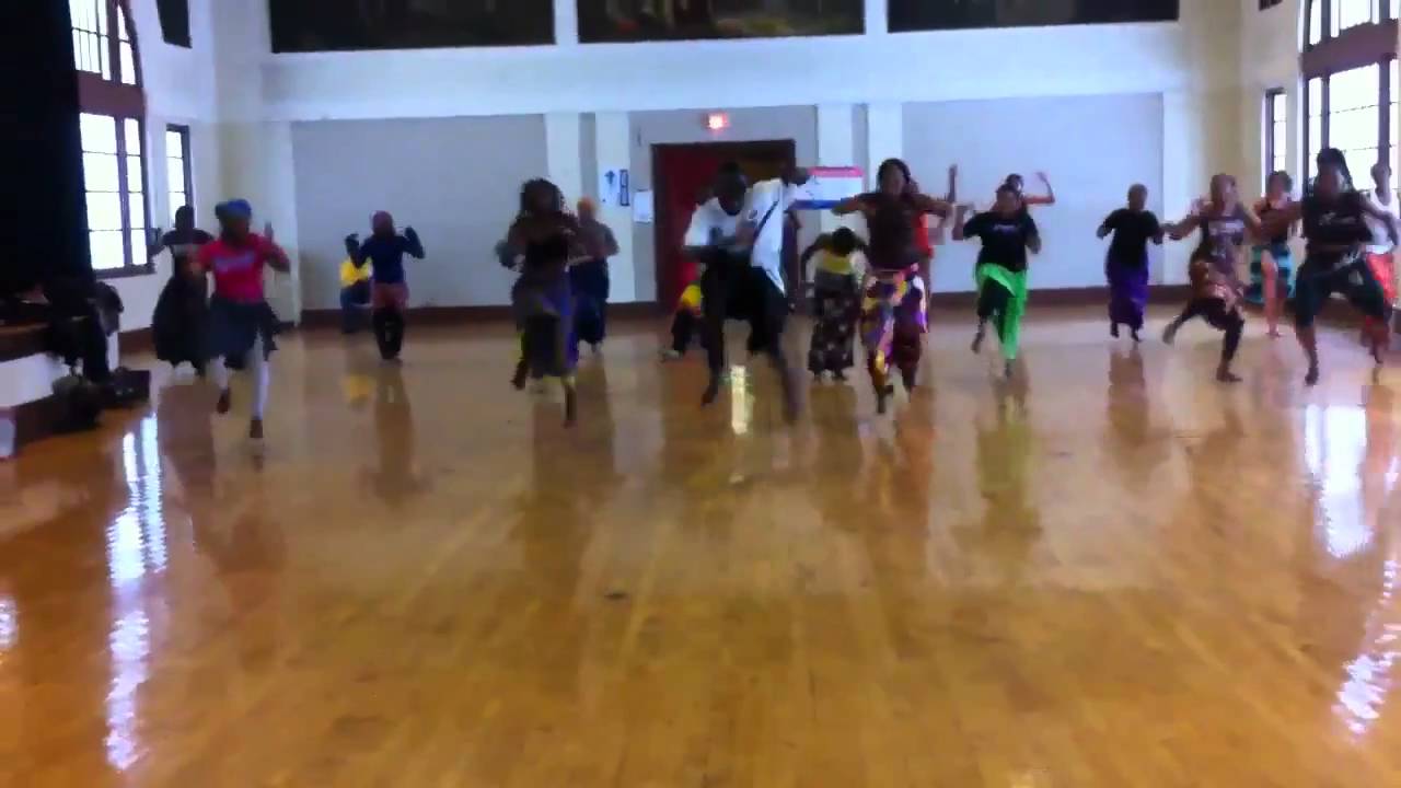 Mor Talla Samb's Sabar Dance Class - Chicago, IL - YouTube