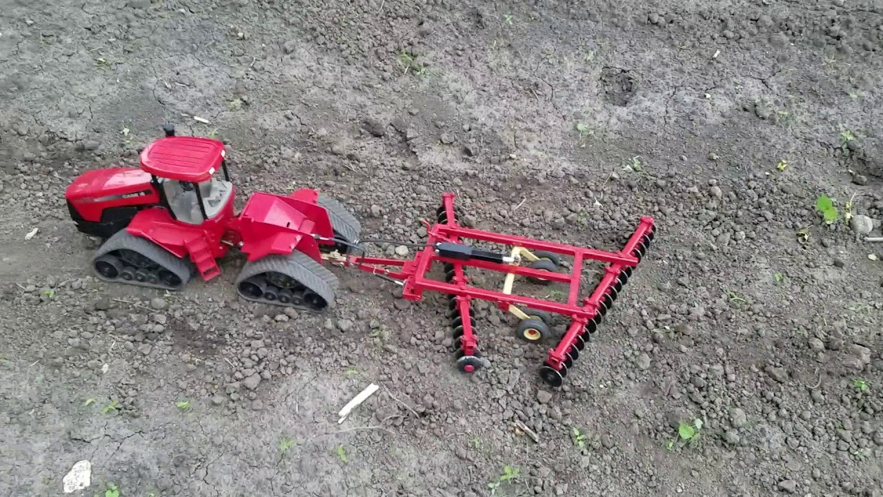 1/16 Case IH STX375 Quad Trac RC Custom Pulling Disc - YouTube