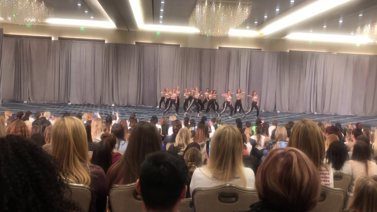 UT Dance Team TDEA 2019 - YouTube