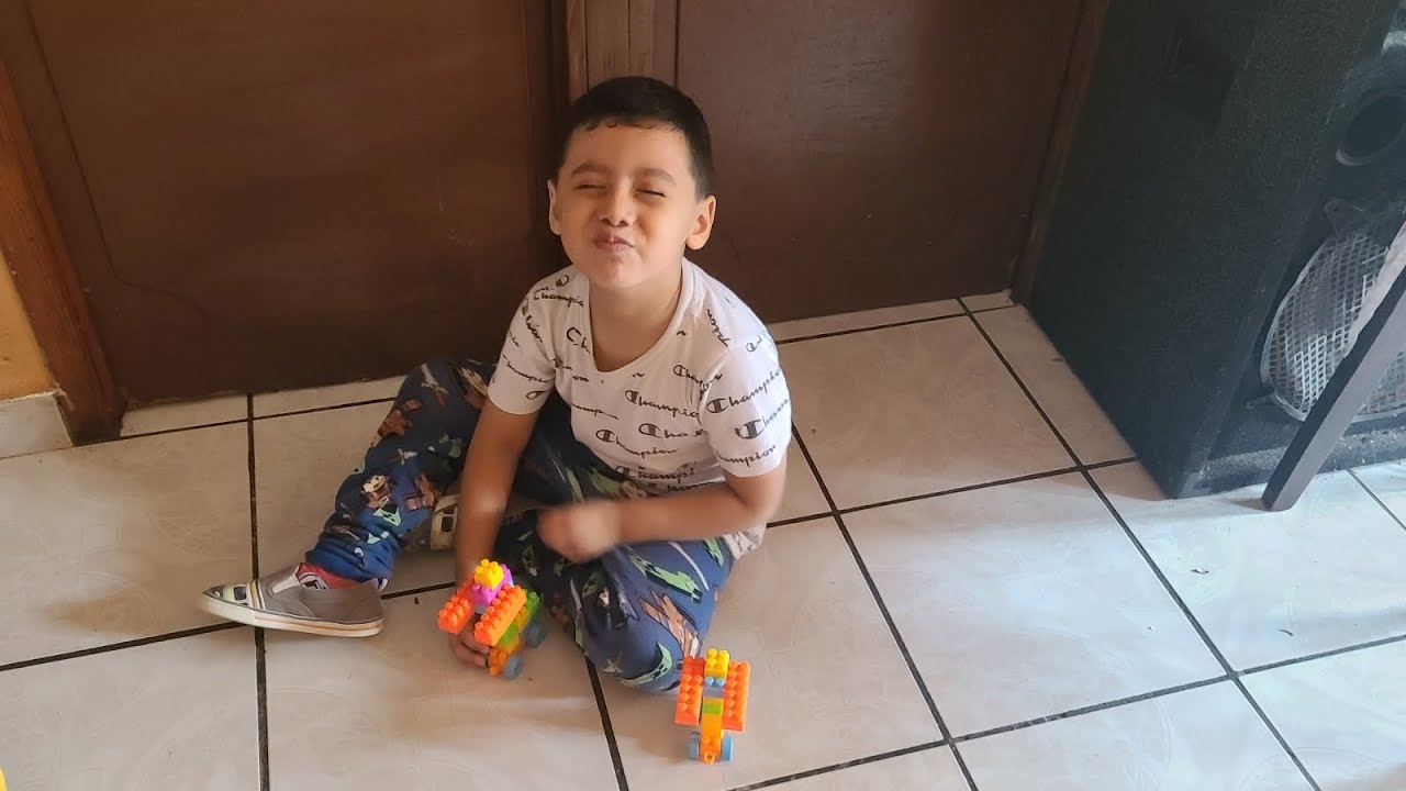 Una mañana con mi bb Danielito 😘😘😘 - YouTube