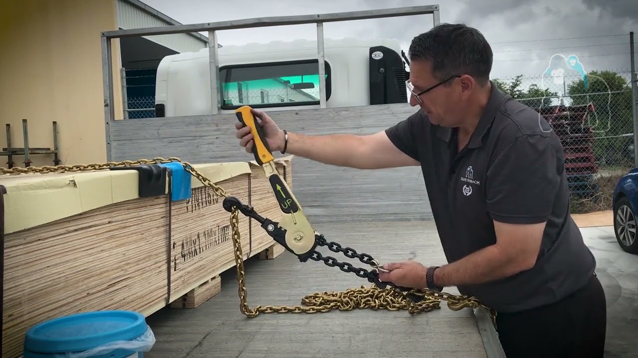 How to use a Maxibinder - YouTube