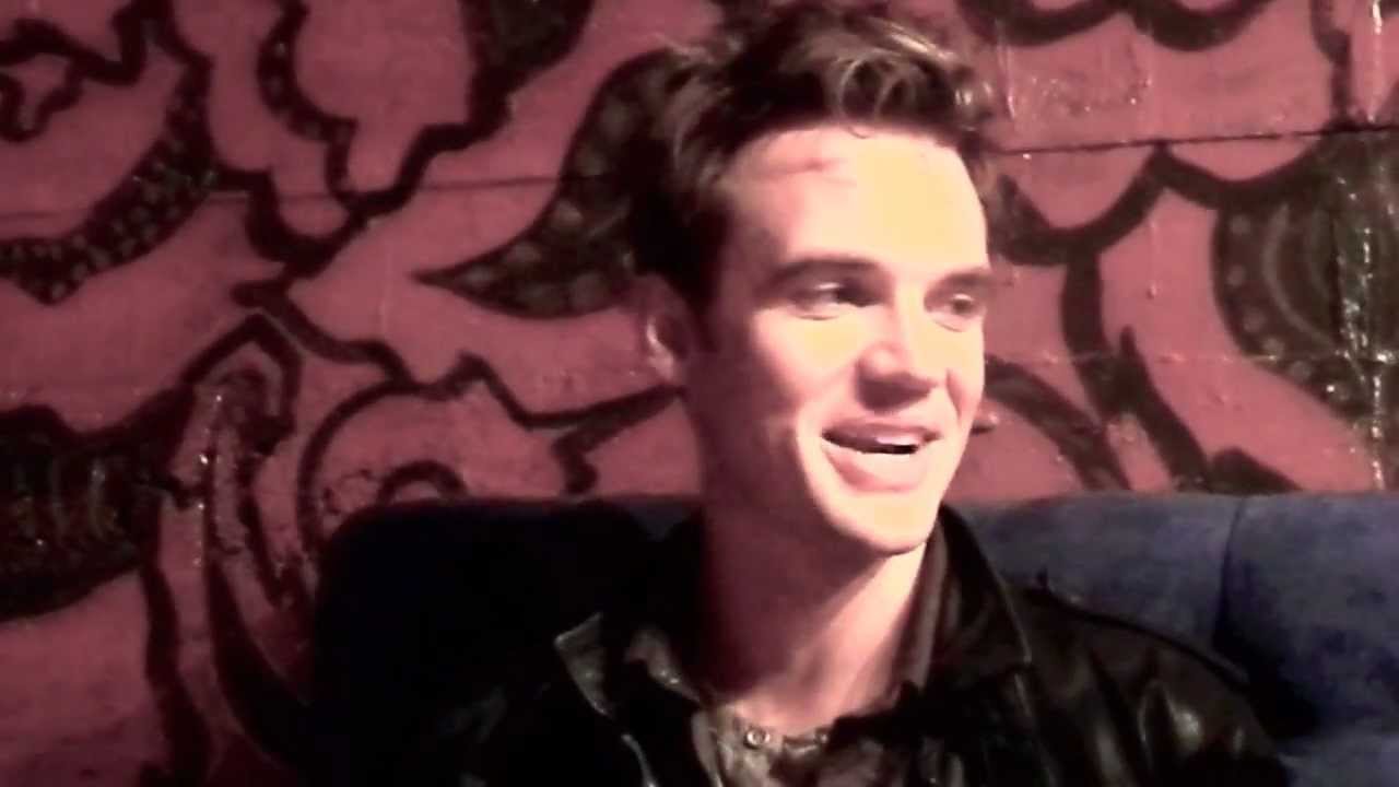 Tyler Hilton Talks ONE TREE HILL: Exclusive Interview ALM PROMO - YouTube