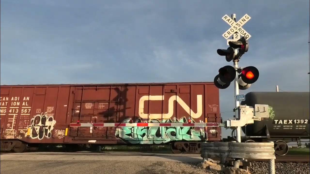 BNSF 5192 East in Kewanee, IL 5/28/22 - YouTube