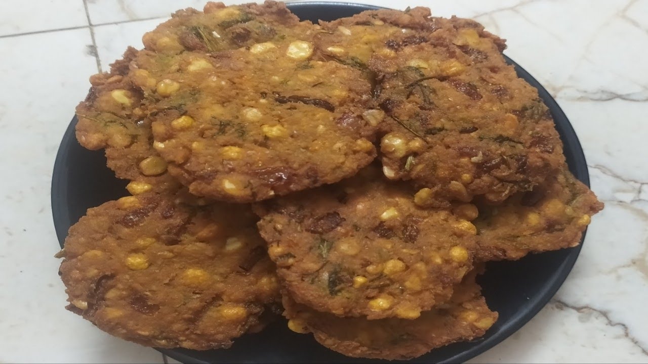 tasty and crispy Vada recipe #karnataka style vade maduva vidhana # ...