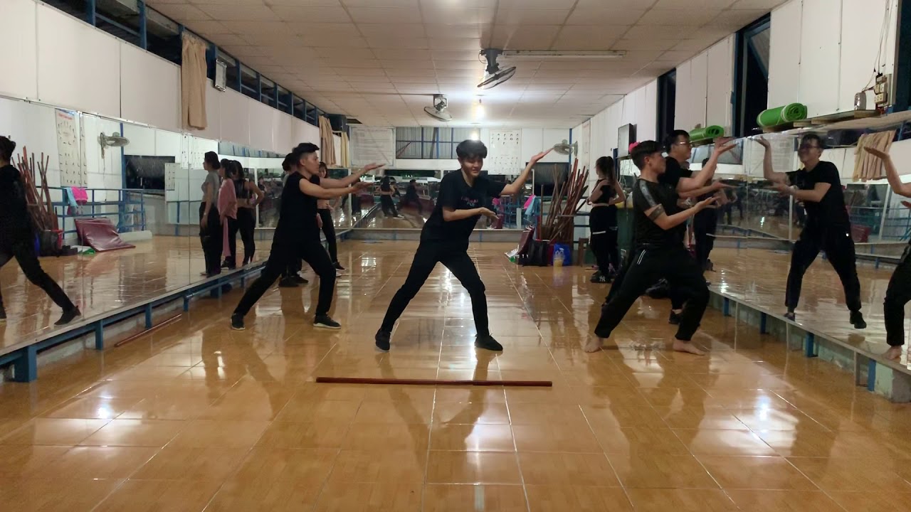 Mashup dance 1 - YouTube