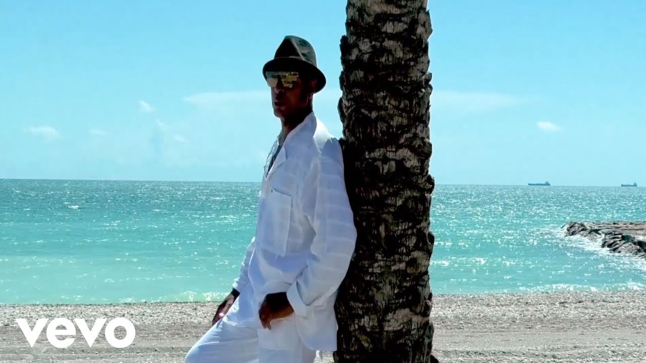 Leee John - Solitude ft. Jorge Vercillo - YouTube