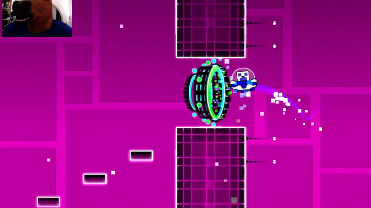 My pet horsey plays geometry dash S2 E17 - YouTube