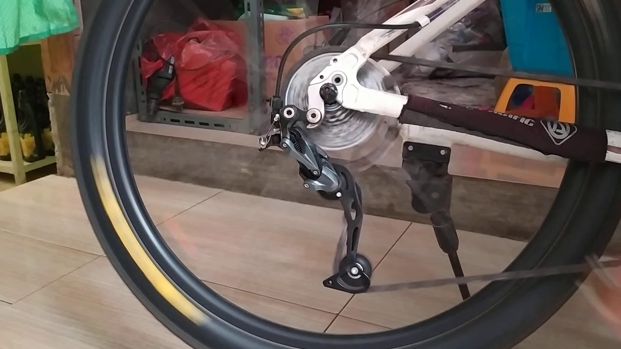 RD Alivio (9s) on HG-50 Sprocket (8s) - YouTube