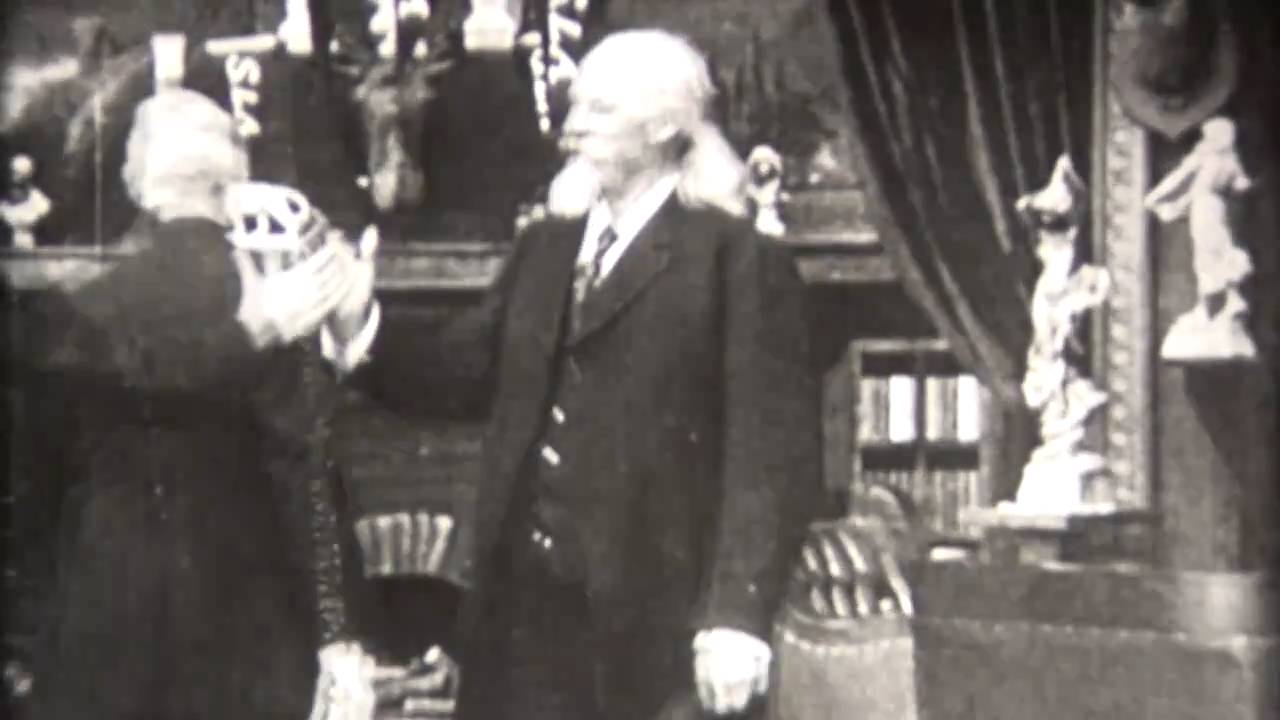Buffalo Bill Cody and his "Hearty Handshake" - YouTube