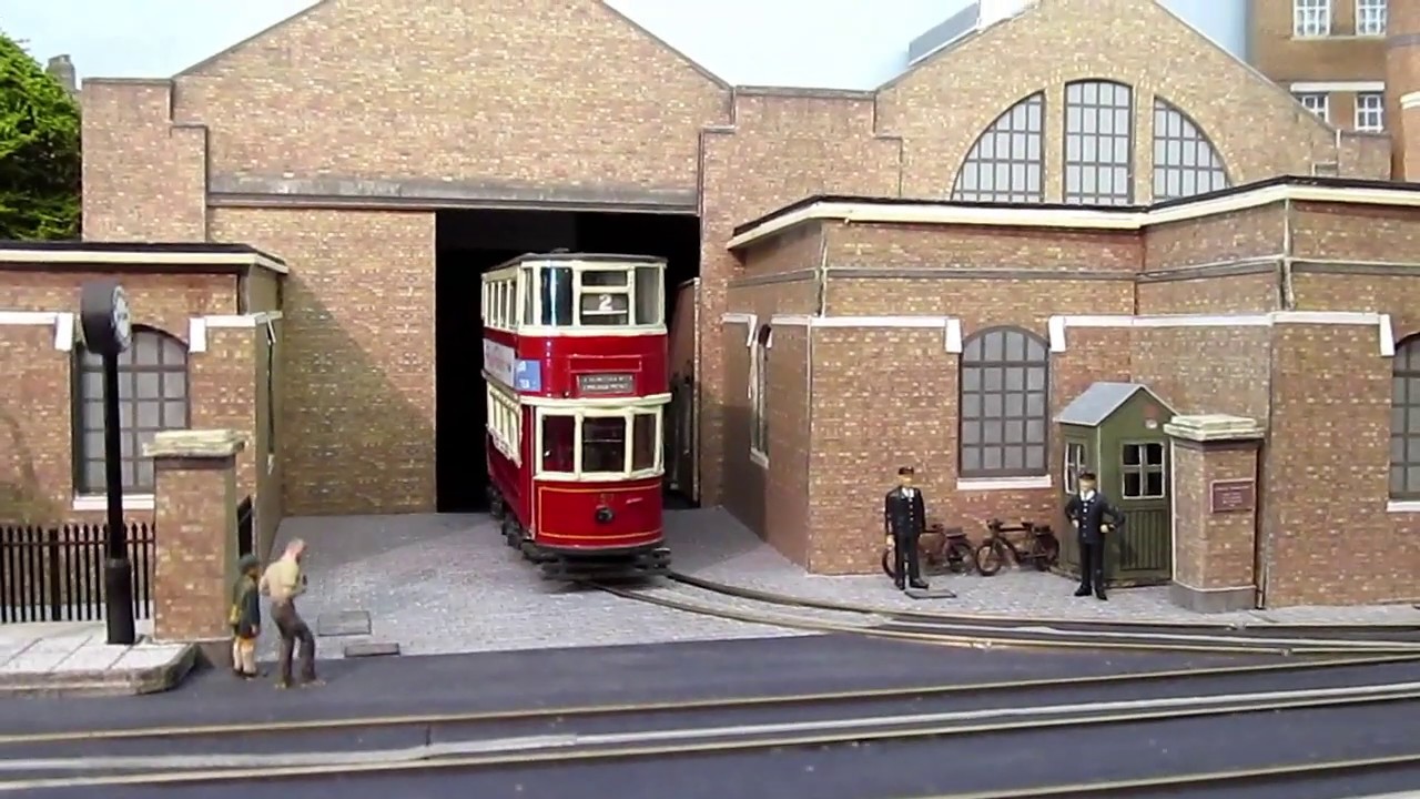 Kennington Cross trams - test running - YouTube