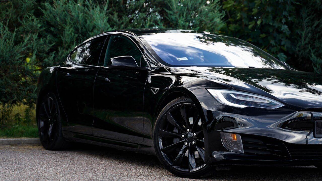 Tesla Model S 90D - YouTube