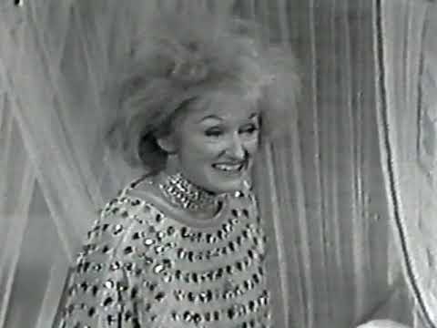THE MILTON BERLE SHOW 1966 – Phyllis Diller comedy routine