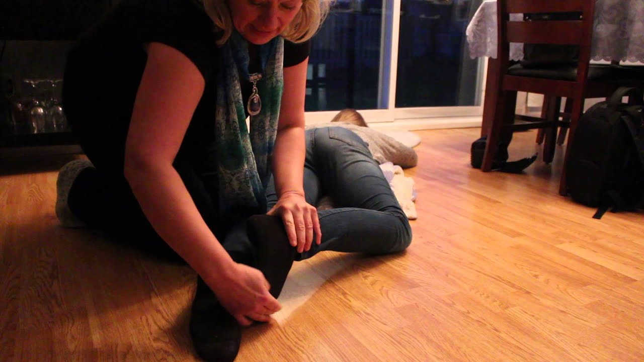 crawling reflex - YouTube