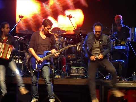 Me vuelvo loco - Los Vasquez en San Carlos 2015 - YouTube