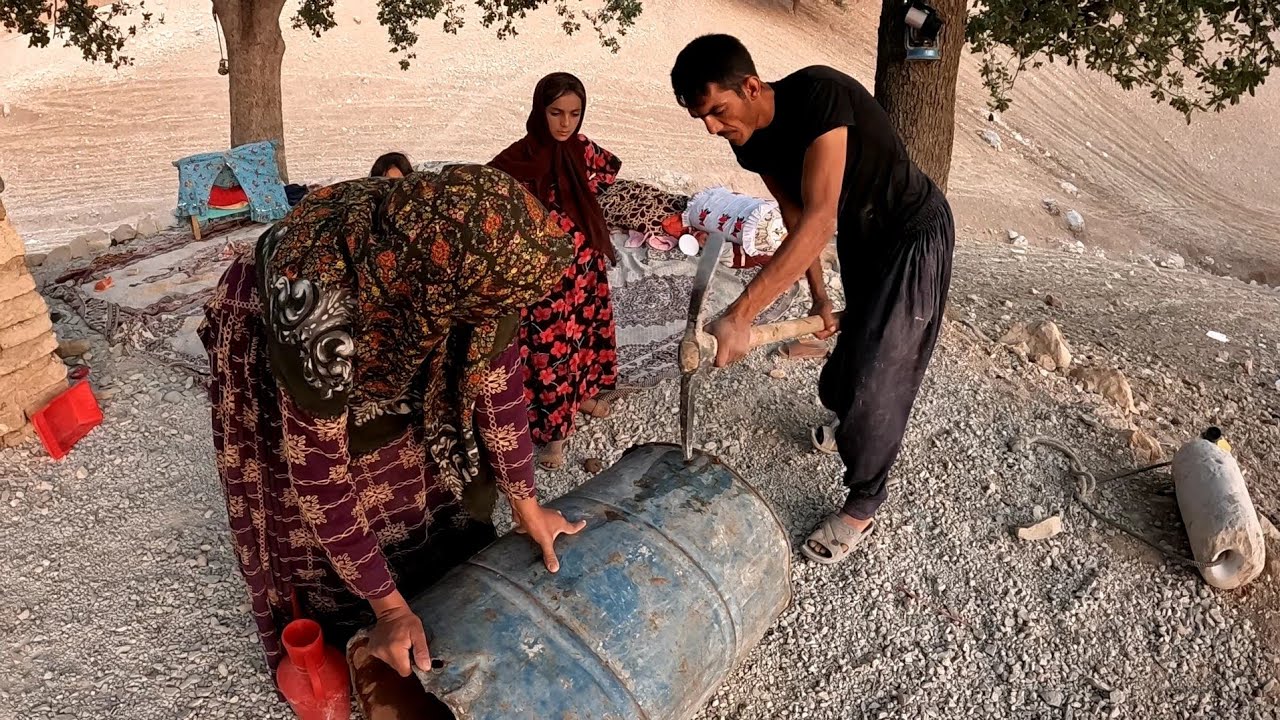 The unification of the family means the construction of a nomadic bath ...