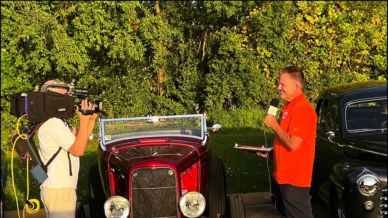 Chris Shaffer/WCCO Weatherman @So.61 Cruzers Weds Car Show/ Minnesota 10/2/2024 - YouTube
