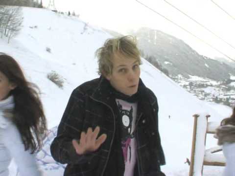 Axel Fischer - Der Eskimo Tanz - Amsterdam Allee Strasse EM