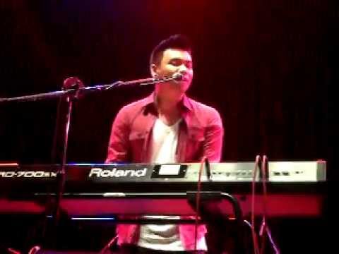 Without You - Aj Rafael Live in Manila Red Roses Tour - YouTube