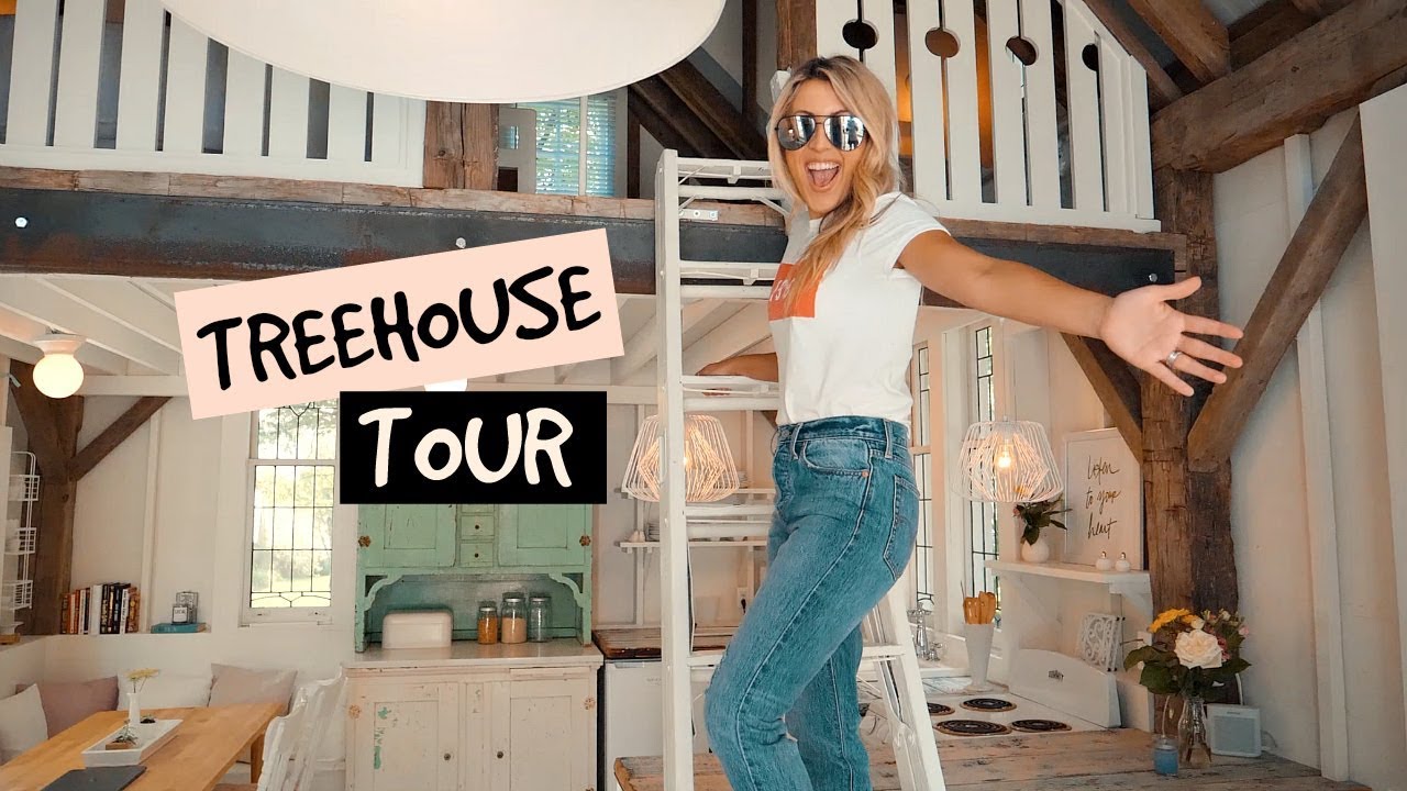 AMAZING TREEHOUSE TOUR | VLOG 1 - YouTube