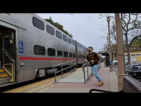 Caltrain Train Arriving at Menlo Park Station #trainsinusa - YouTube