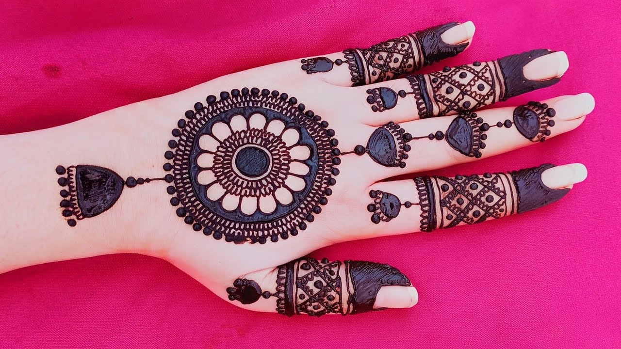 Karva chauth stylish backhand mehndi design | New mehandi ka design ...