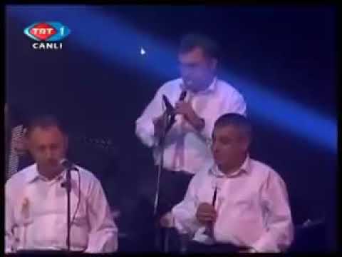 Fincanın etrafı yeşil çok değerli bir ses