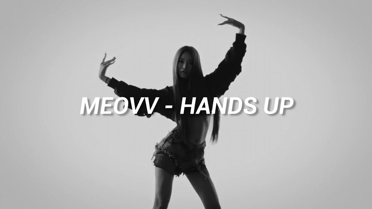 MEOVV - 'HANDS UP' Easy Lyrics - YouTube