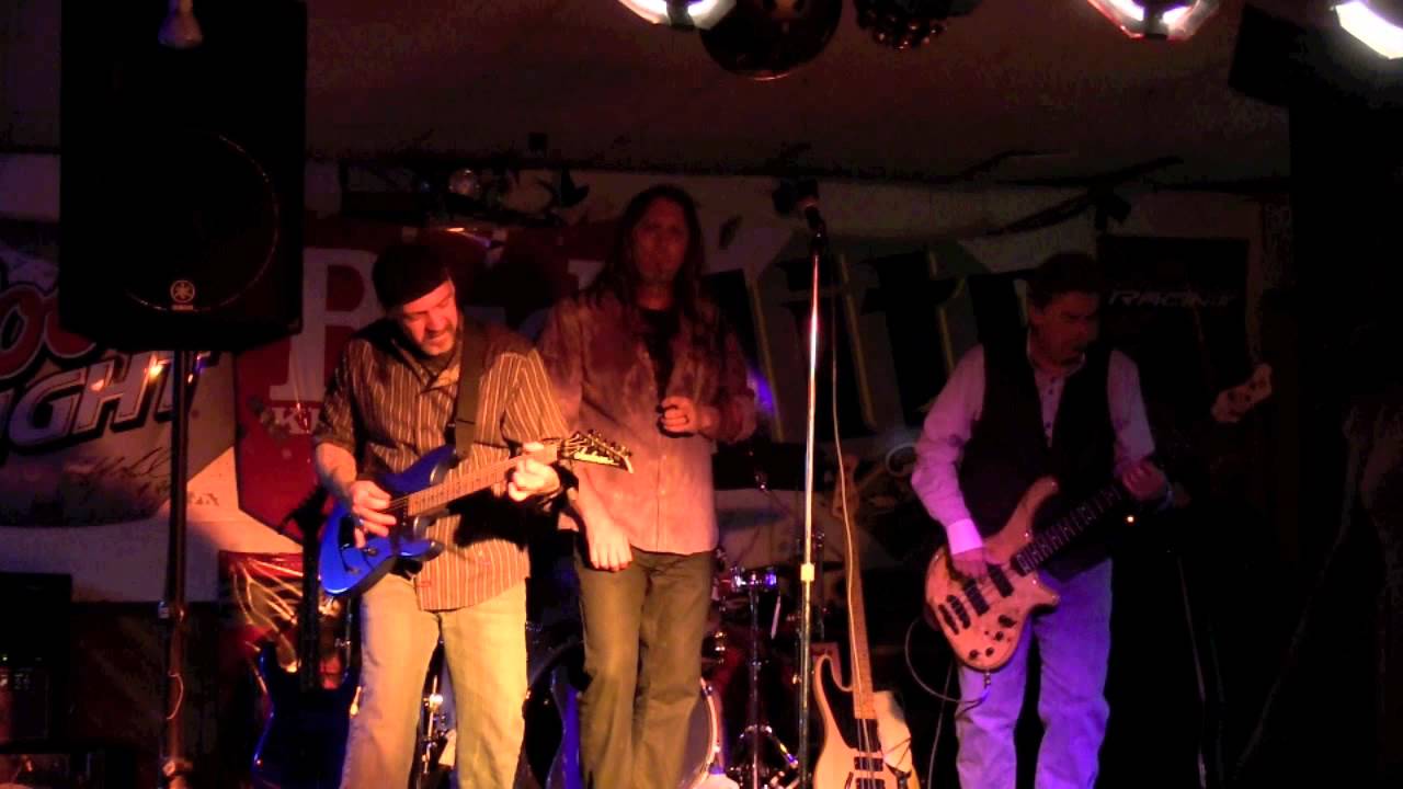 The ThrowDown Band (07 Pride and Joy) Pit Road Lounge - YouTube