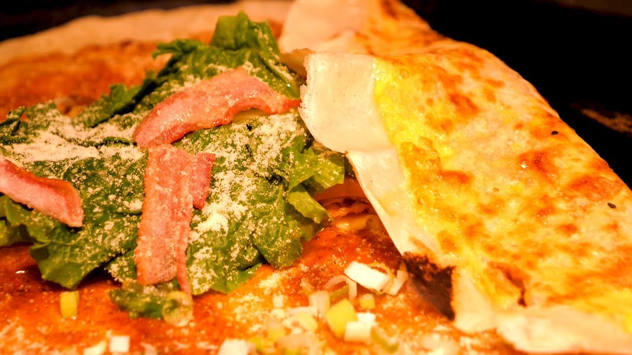 Chinese style bacon crepe (Jian bing) - Korean street food - YouTube