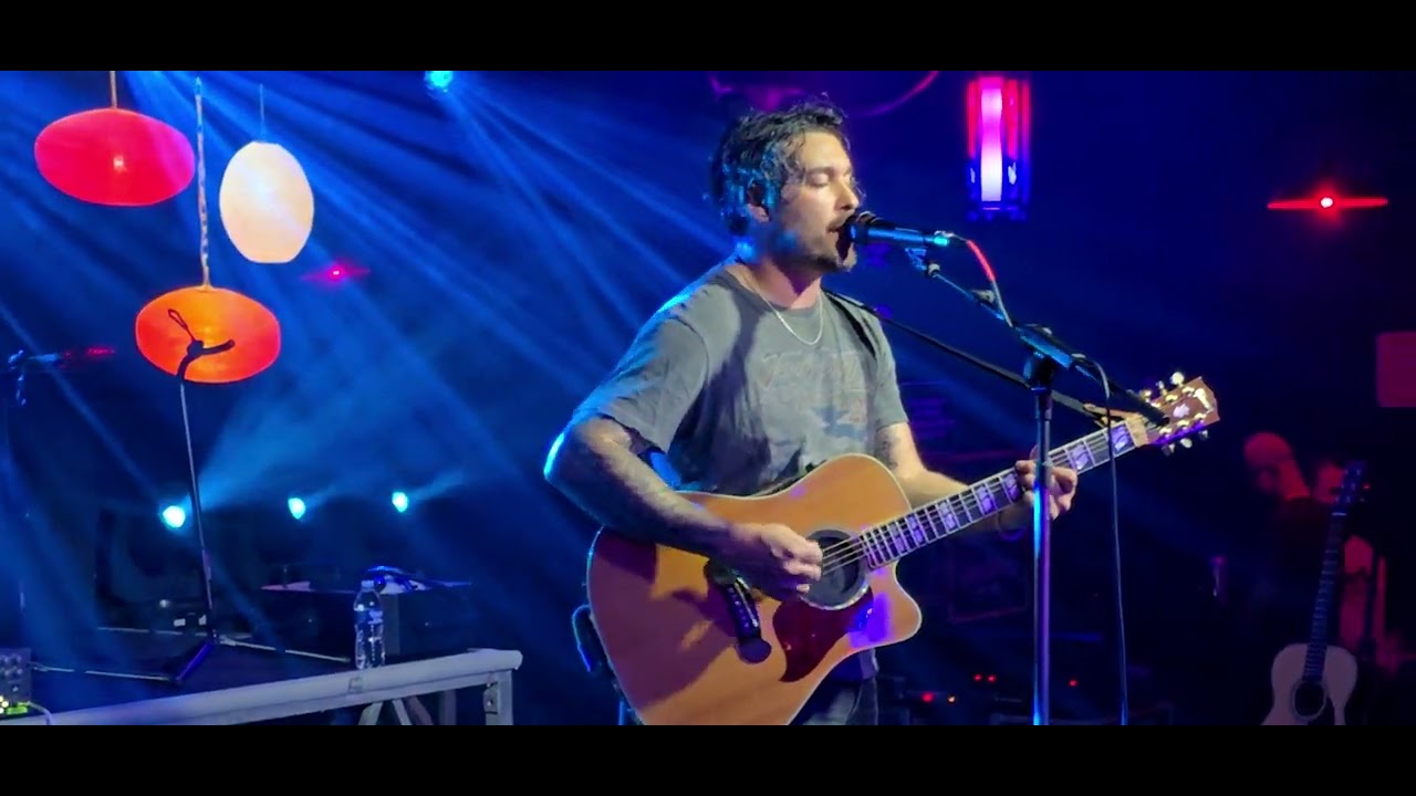 Mike Protich- I'll Be Waiting (Full Song Live) - YouTube