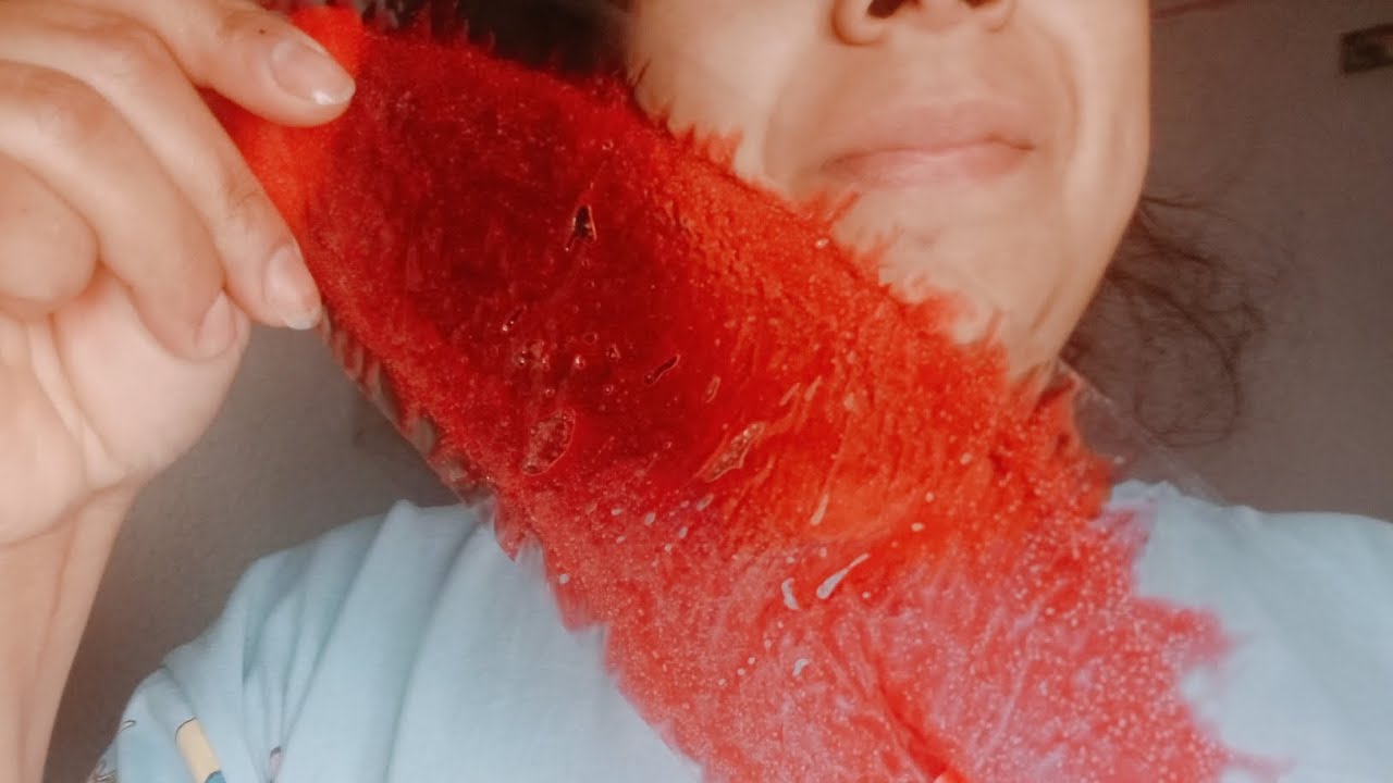 ASMR lamiendo una cachetada de cereza 🍒🍒 ASMR MEXICANO #asmr - YouTube