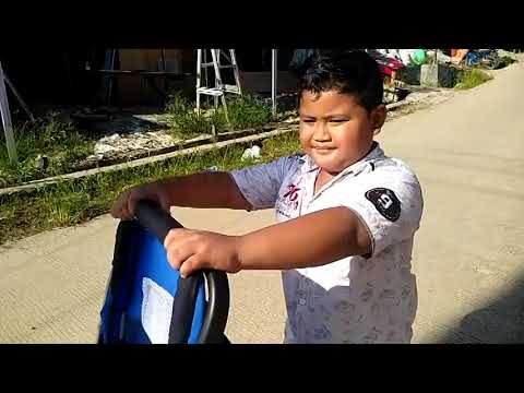 Ajak dedek bayi jalan\