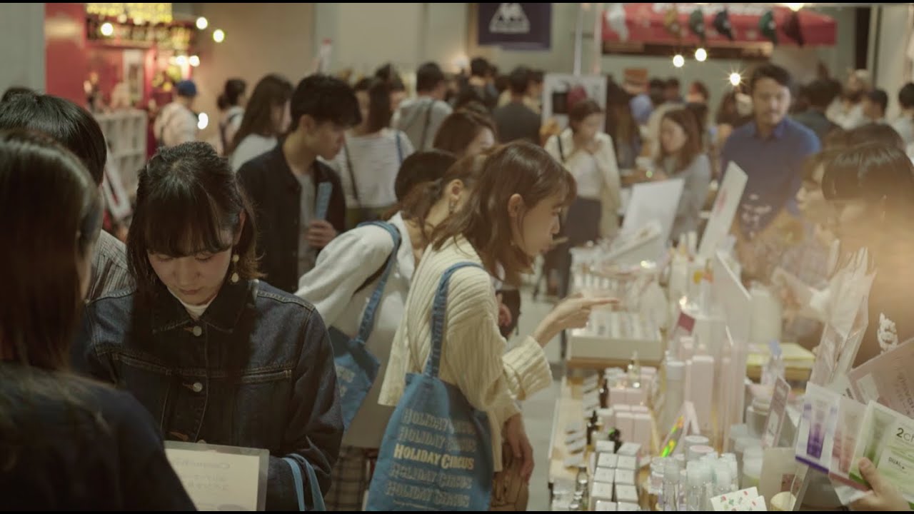 Holiday Circus 2019 - YouTube