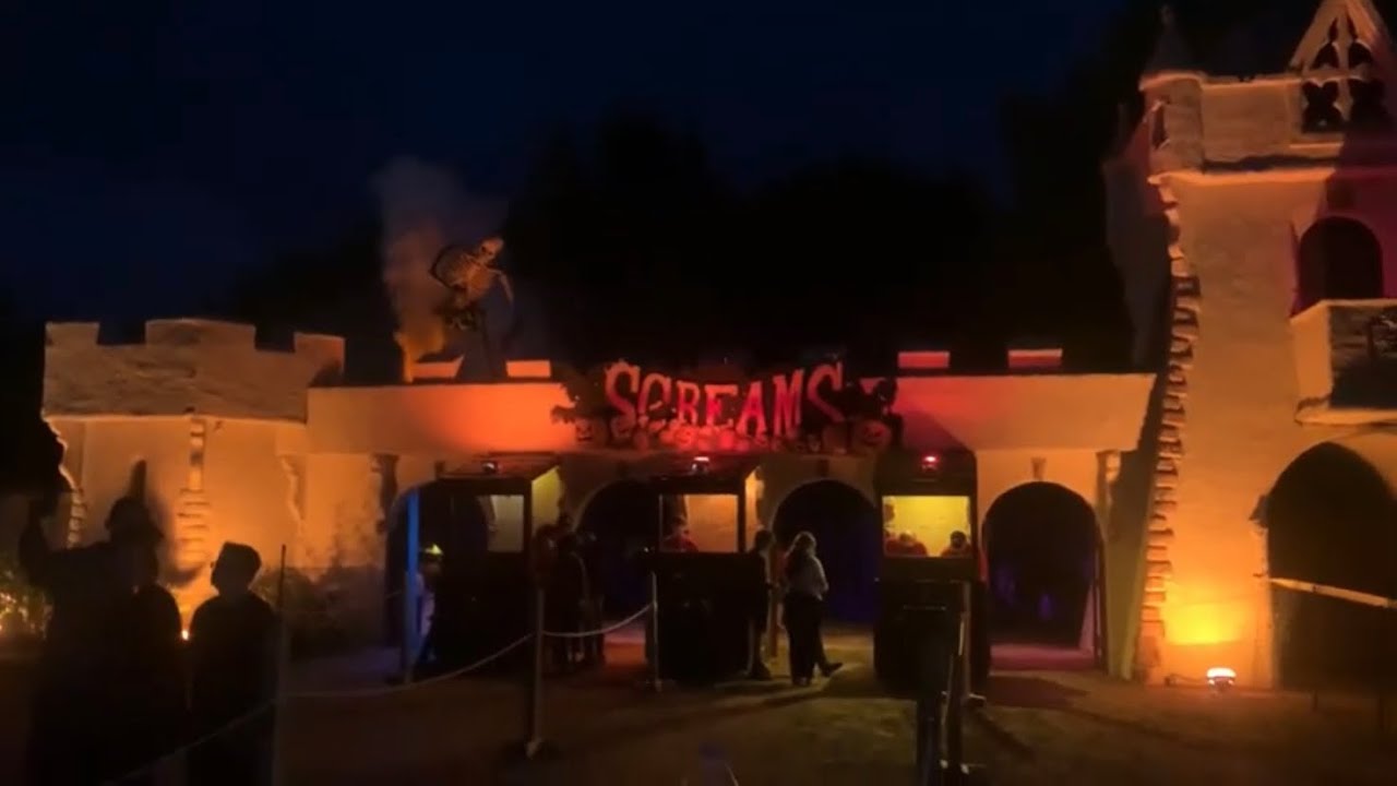 SCREAMS HAUNTED THEME PARK featuring SavageMister! - YouTube