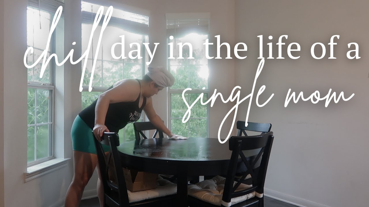 a day in the life of a single mom: chill day vlog - YouTube