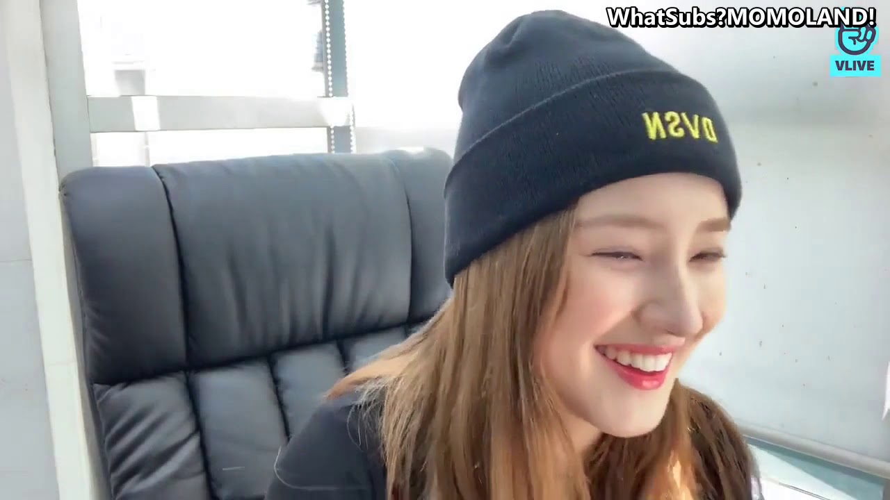 [ENG SUB] 190528 Nancy_Q&A_Vlive (Gru Comes 🌈) - YouTube
