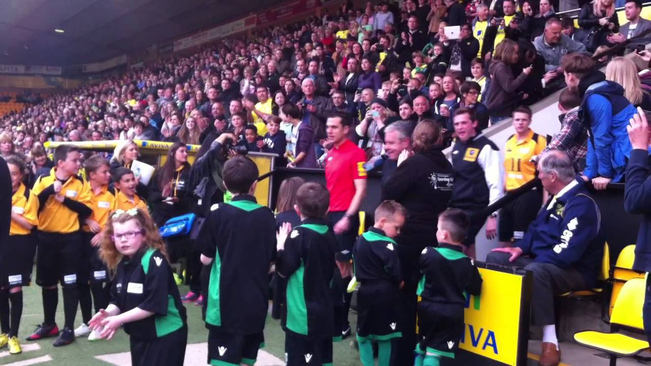 Jamie's Game at Carrow Road - YouTube