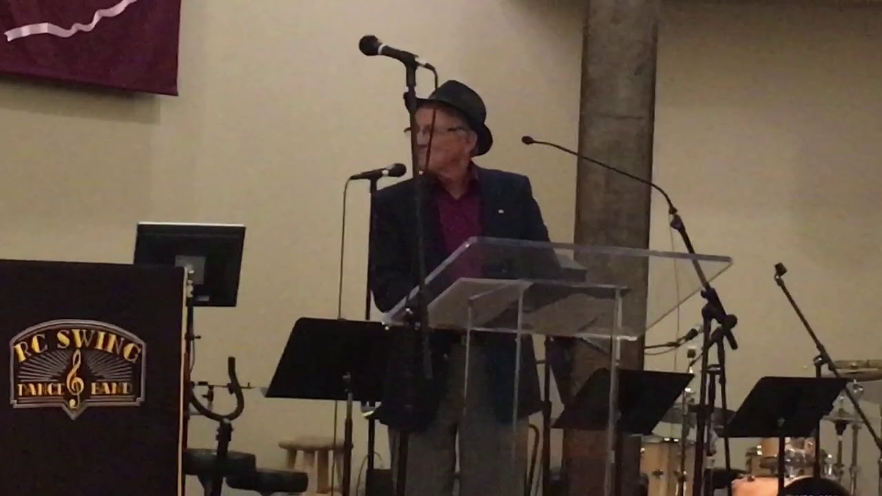 Jerry sings - YouTube