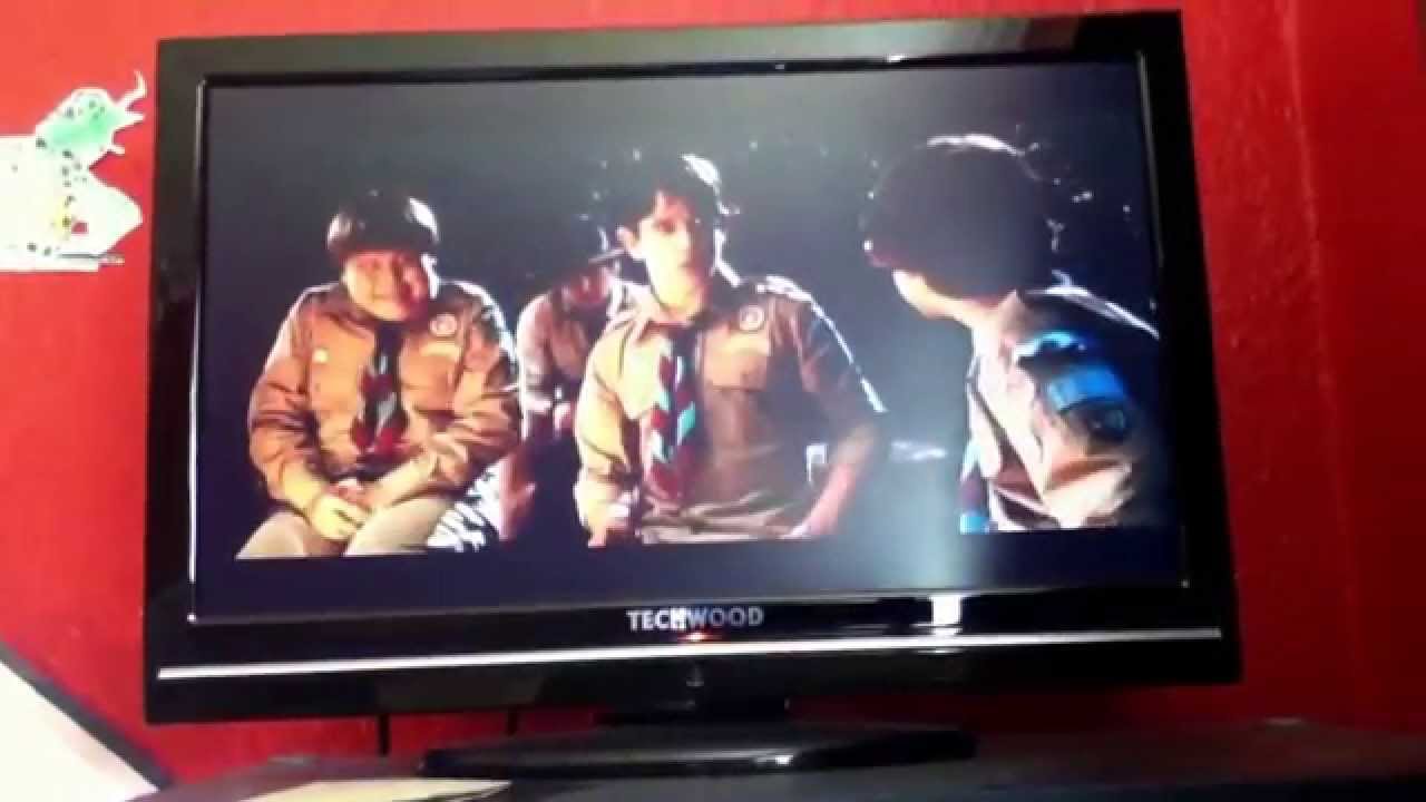 The muddy hand - YouTube