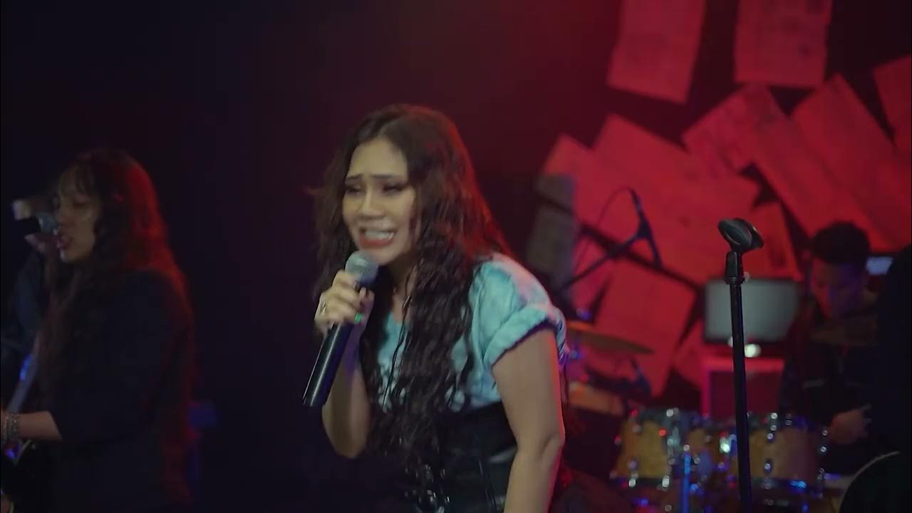 အနိုင်အရှုံး - မီးနို [composer Moe Zat Lay] - YouTube