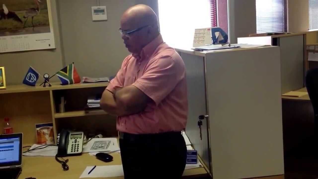 Daryl in the office. - YouTube