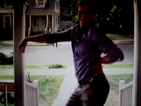 Alieni in soffitta-BALLARE - YouTube
